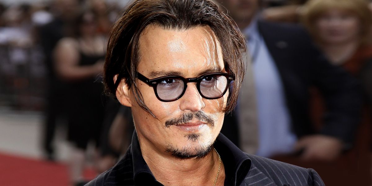 Johnny Depp, 61, asombra a sus fans con sus "nuevos dientes"