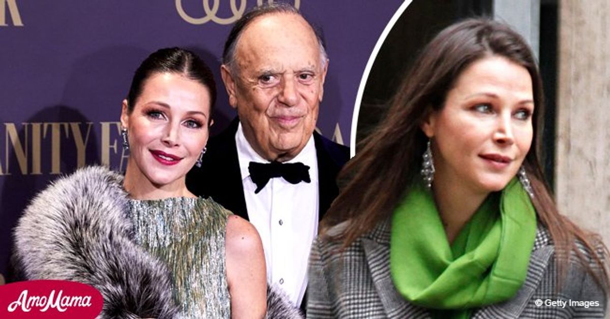 Esther Doña abandona el palacio de El Rincón donde vivió tres años con ...